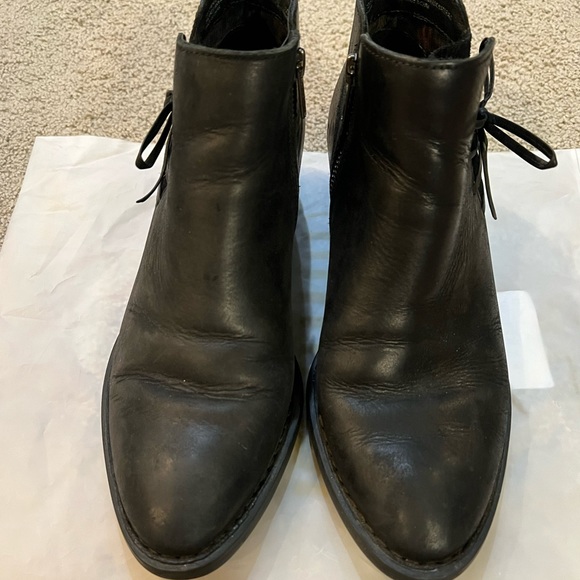 Born | Shoes | Born Bowlen Ankle Boots Shoes 85m Black Leather Zip Open ...